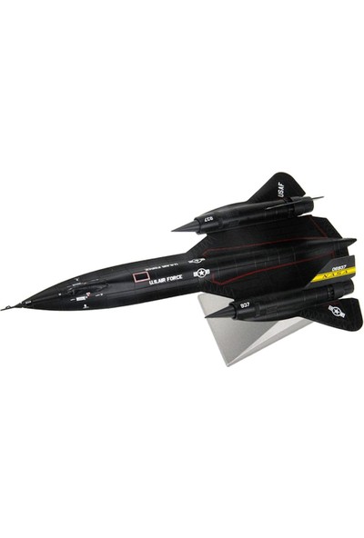 1/144 Ölçekli SR-71A Blackbird Reconnaissance Uçağı - Standlı Diecast Model 1/144 Ölçekli SR-71A Blackbird Reconnaissance Uçağı - Standlı Diecast Model