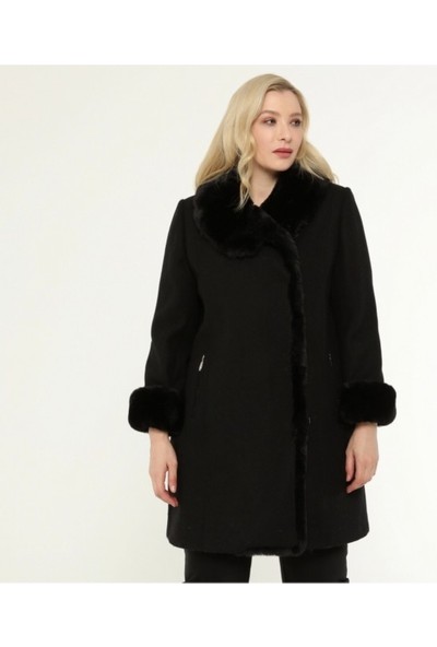 Selen Giyim Büyük Beden Kürk Kombinli Kruvaze Kaban Selen Giyim Büyük Beden Kürk Kombinli Kruvaze Kaban