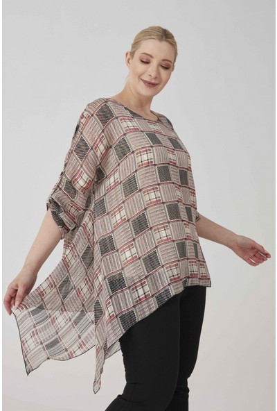 Selen Giyim Büyük Beden Yanları Dökümlü Ekose Bluz Selen Giyim Büyük Beden Yanları Dökümlü Ekose Bluz
