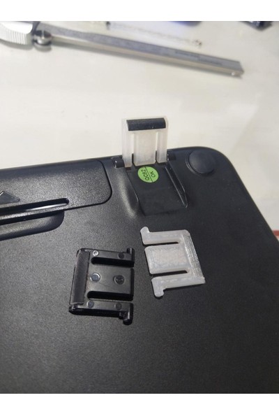 Aldım Geldi Logitech K360 Klavye Ayağı Plastik Aparat Aldım Geldi Logitech K360 Klavye Ayağı Plastik Aparat