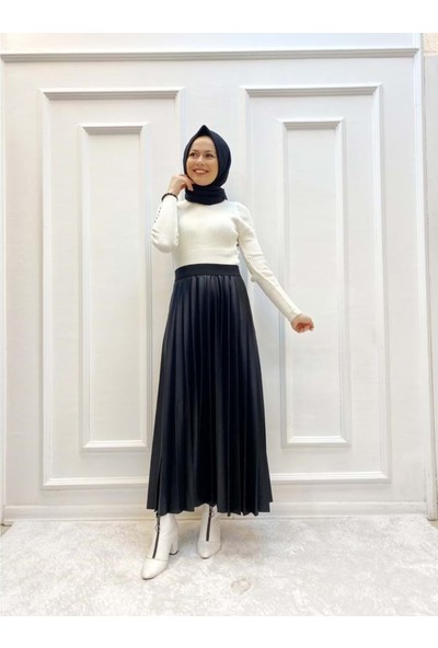 Azra Fashion Bayan Deri Görünümlü Piliseli Etek 90CM - S Azra Fashion Bayan Deri Görünümlü Piliseli Etek 90CM - S