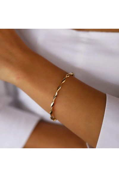 Özkonak Kuyumculuk 14 Ayar Altın Burgulu Kelepçe Özkonak Kuyumculuk 14 Ayar Altın Burgulu Kelepçe