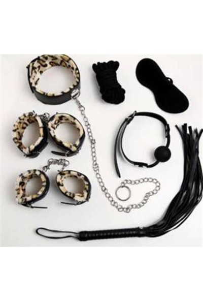 Aria's Closet Grinin 50 Tonu Fantazi Kelepçe Kırbaç Seti