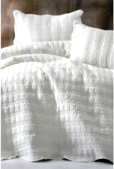 Lilavento 235X250 Çift Kişilik Beyaz Yatak Örtüsü Lilavento 235X250 Çift Kişilik Beyaz Yatak Örtüsü