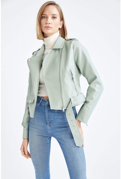 DeFacto Regular Fit Kemer Detaylı Su İtici Suni Deri Biker Ceket V3053AZ22SP