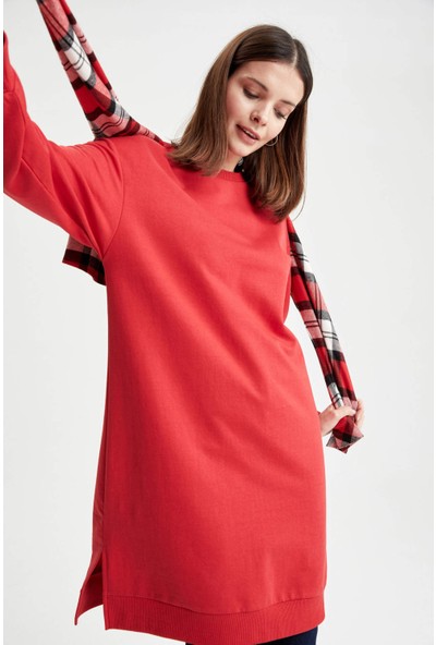 DeFacto Regular Fit Bisiklet Yaka Yırtmaçlı Sweatshirt Tunik X1104AZ21CW