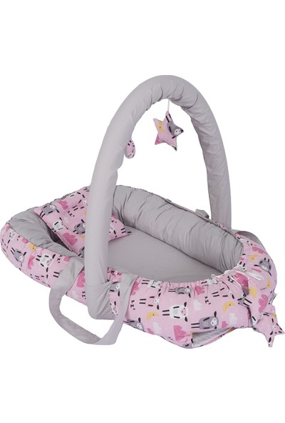 Mamma Kuzucuk Cibinlik ve Oyuncak Askılı Tasarım Babynest Mamma Kuzucuk Cibinlik ve Oyuncak Askılı Tasarım Babynest