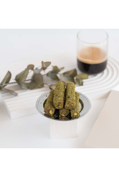 Hacı Kaya Lokumları Bol Antep Fıstıklı Fitil SARMA(500GR)