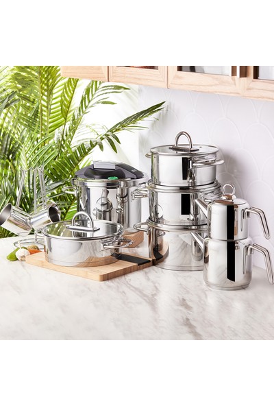 Karaca Platinium Paslanmaz Çelik 17 Parça Çeyiz Tencere Seti