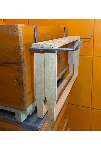 Avrasya Arıcılık Kovan Çerçeve Askısı