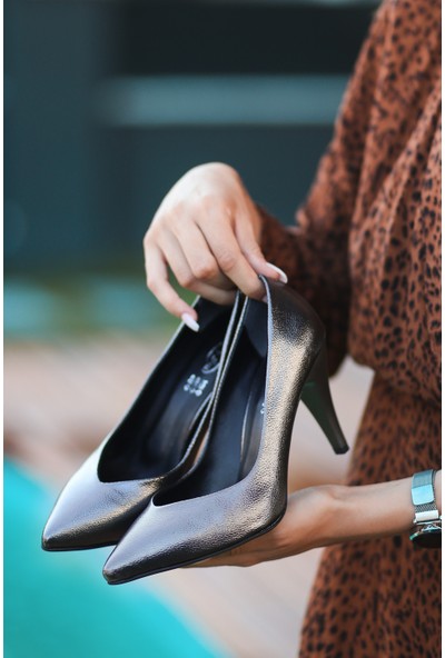 By Taner Erol Xina Platin Cilt Desenli Ayakkabı