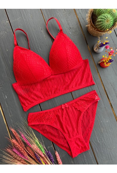 Arensa Kırmızı Yarım Destekli Bustiyer Takım