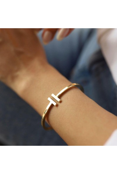 Cherry 14 Ayar Altın T Kelepçe Cherry 14 Ayar Altın T Kelepçe