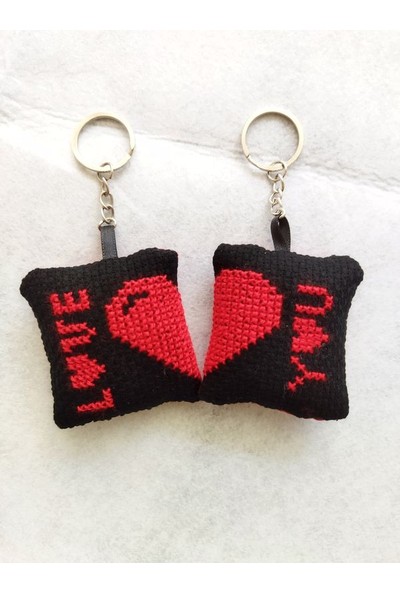 Sukoop Kalpli Ikili Birbirini Tamamlayan Kanaviçe Anahtarlık Sukoop Kalpli Ikili Birbirini Tamamlayan Kanaviçe Anahtarlık