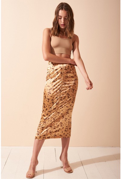 Never More Yırtmaçlı Çiçek Desen Saten Etek