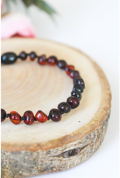 Radka Konyak Renk Sertifikalı Kehribar Bileklik / Her Bir Boncuk Arası Düğümlü / 18,5 Cm. Radka Konyak Renk Sertifikalı Kehribar Bileklik / Her Bir Boncuk Arası Düğümlü / 18,5 Cm.