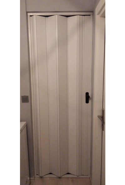 Yaman Plastik 72 x 210 Camsız Beyaz Katlanır Akordiyon Kapı 12 mm Kalınlığında