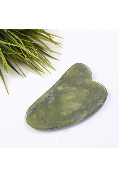 Taş Sepeti Yeşim Gua Sha Orijinal Kalp Şekli Jade Masaj Taşı Taş Sepeti Yeşim Gua Sha Orijinal Kalp Şekli Jade Masaj Taşı