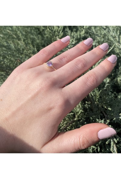 ÇGK KUYUMCULUK Gürel Gold Kırmızı Oval Taşlı Altın Yüzük ÇGK KUYUMCULUK Gürel Gold Kırmızı Oval Taşlı Altın Yüzük