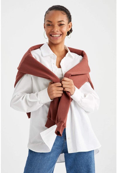 DeFacto Oversize Fit Cepli Pamuklu Oxford Gömlek V2439AZ22SP DeFacto Oversize Fit Cepli Pamuklu Oxford Gömlek V2439AZ22SP