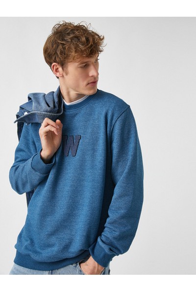 Koton Havlu Kumaş İşlemeli Sweatshirt