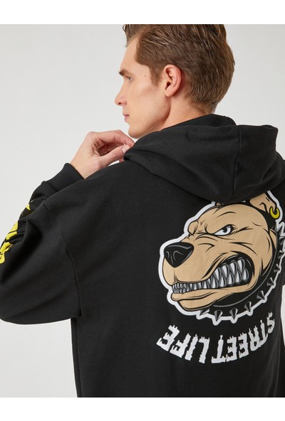 Koton Pitbul Arka Baskılı Kapşonlu Sweatshirt
