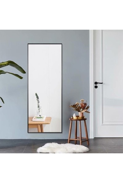 Effe Yapı Dekor Siyah Metal Çerçeveli 140 x 50 cm Boy Aynası Effe Yapı Dekor Siyah Metal Çerçeveli 140 x 50 cm Boy Aynası