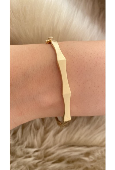 Fiyonk Kuyumculuk 14 Ayar Altın Kemik Desenli Kelepçe