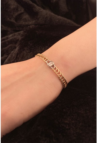 Fiyonk Kuyumculuk 14 Ayar Altın Baget Taş Detaylı Örme Bileklik