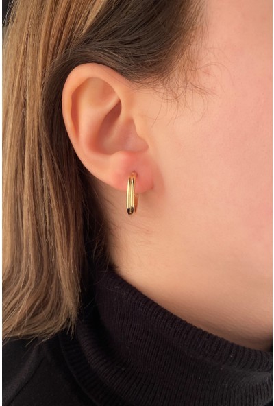 Fiyonk Kuyumculuk 14 Ayar Altın Şerit Çizgi Detaylı Halka Küpe Fiyonk Kuyumculuk 14 Ayar Altın Şerit Çizgi Detaylı Halka Küpe