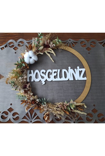Craftatelier Hoşgeldiniz Yazılı Kuru ve Şoklanmış Çiçekli Tasarım Kapı Süsü