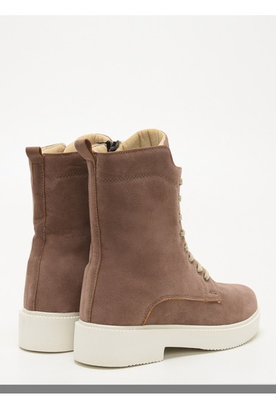 F By Fabrika Bot, 36, Vizon