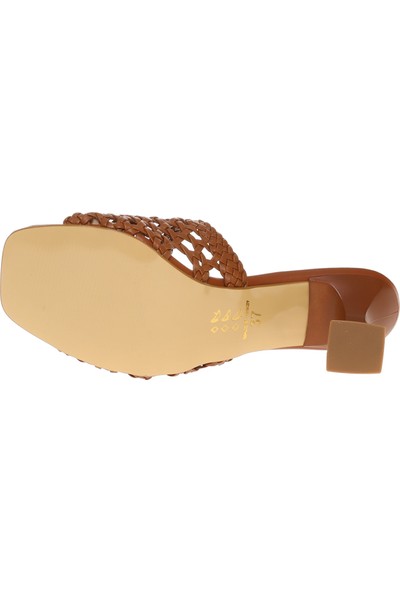 Fabrika Terlik, 40, Taba