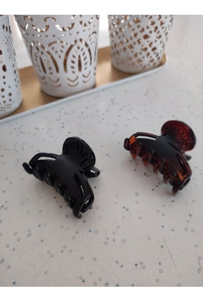 Elvin Aksesuar Kahverengi ve Siyah Mandal Kelebek Kıskaçlı Toka 2'li Elvin Aksesuar Kahverengi ve Siyah Mandal Kelebek Kıskaçlı Toka 2'li