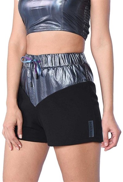 Ecko Red Soho Kadın Hologram Detaylı Şort