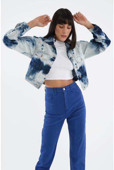 Cross Jeans Regular Fit Batik Efektli Cropped Jean Ceket C 4538-053 Cross Jeans Regular Fit Batik Efektli Cropped Jean Ceket C 4538-053