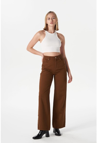 Cross Jeans Weslie Tarçın Yüksek Bel Fermuarlı Wideleg Fit Jean Pantalon C 4530-027 Cross Jeans Weslie Tarçın Yüksek Bel Fermuarlı Wideleg Fit Jean Pantalon C 4530-027