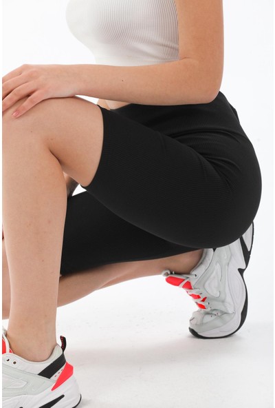Domoda Yüksek Bel Toparlayıcı Kısa Şort Spor Fitilli Biker Tayt Domoda Yüksek Bel Toparlayıcı Kısa Şort Spor Fitilli Biker Tayt