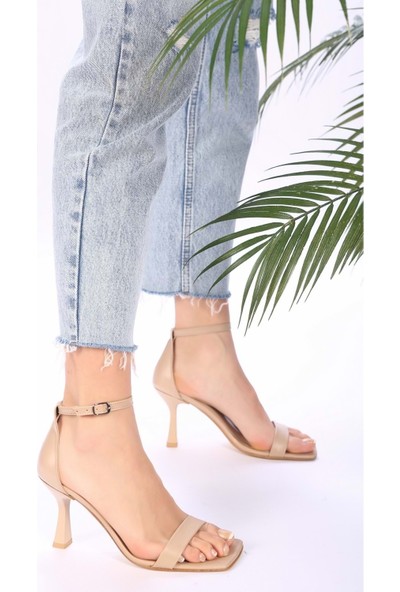 Shoeberry Kadin Ten Cilt Tek Bant Topuklu Ayakkabi