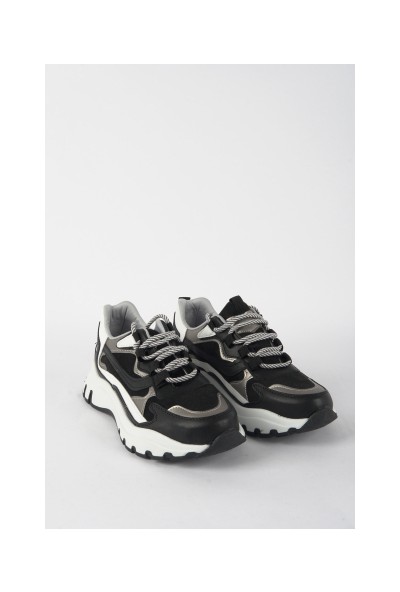 Mushoes Siyah Kalın Taban Kadın Spor Ayakkabı FL01