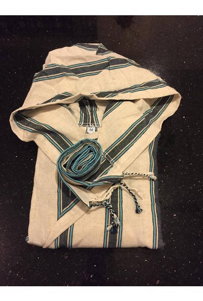 Gülruli Buldan Kapüşonlu Bornoz Gülruli Buldan Kapüşonlu Bornoz