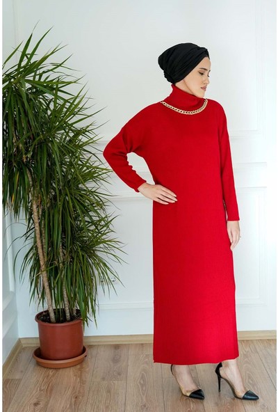Berila Kolye Detaylı Boğazlı Triko Elbise - Kırmızı - Std