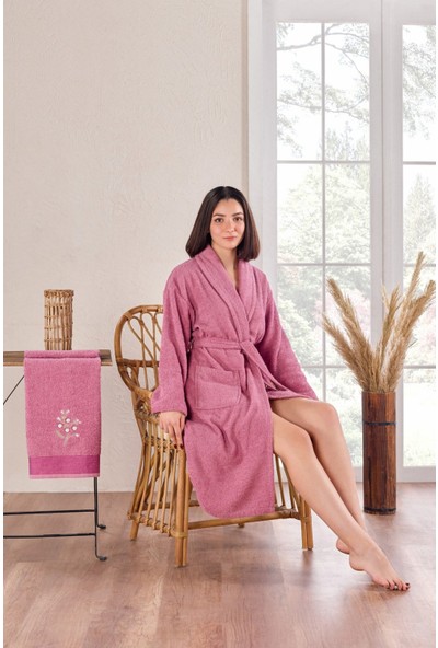 Casnack Kadın Mürdüm Havlulu Bornoz 2li Set Casnack Kadın Mürdüm Havlulu Bornoz 2li Set