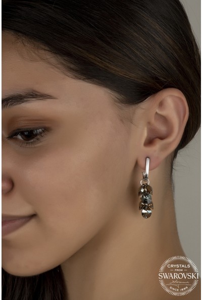 Union Takı Union Swarovski Crystal Kadın Damla Salkım Gümüş Küpe Union Takı Union Swarovski Crystal Kadın Damla Salkım Gümüş Küpe