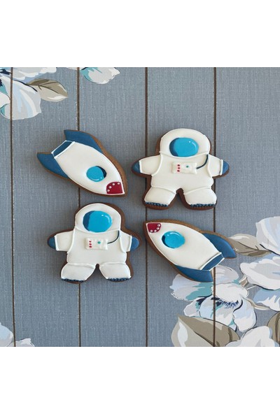 Coral Patisserie Astronot Ve Roket Kurabiye 4'lü