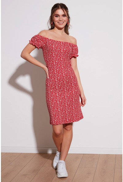 Lela Çiçekli Carmen Yaka Mini Elbise Bayan Elbise 5863700 Lela Çiçekli Carmen Yaka Mini Elbise Bayan Elbise 5863700