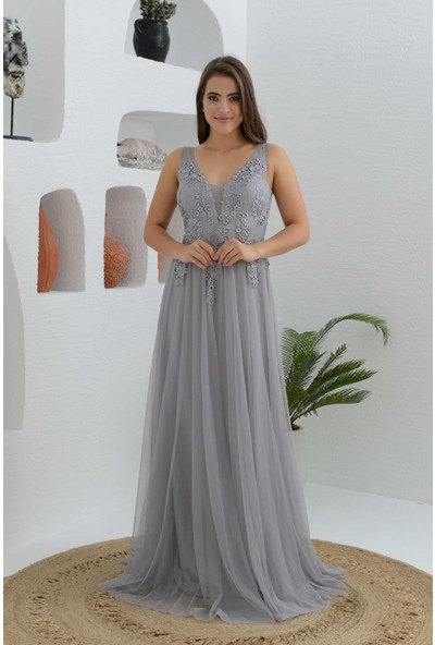 Pierre Cardin Gri Dantel İşlemeli Tüllü Uzun Abiye Elbise