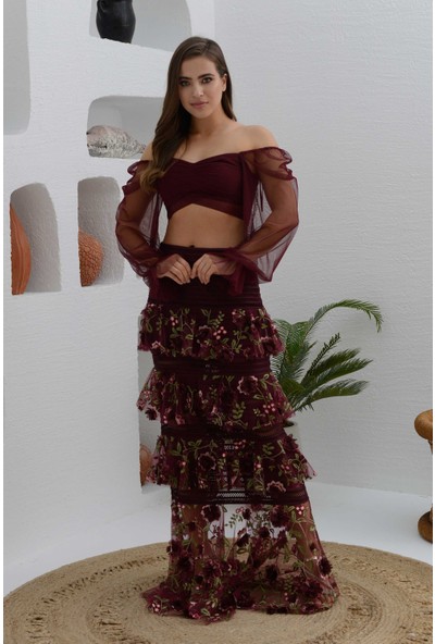 Carmen Bordo Eteği Kat Kat Büstiyerli Takım Carmen Bordo Eteği Kat Kat Büstiyerli Takım