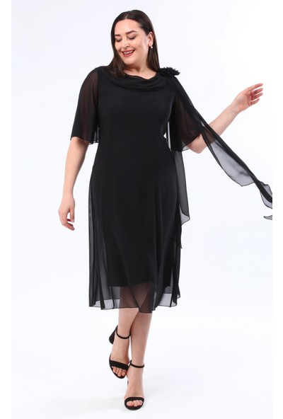 Lilas Xxl Büyük Beden Siyah Renkli Degaje Yaka Şifon Elbise