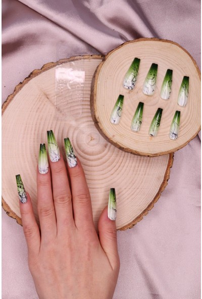 Mujgan 12'li Çizgi Desenli Yeşil Takma Tırnak T49 Mujgan 12'li Çizgi Desenli Yeşil Takma Tırnak T49